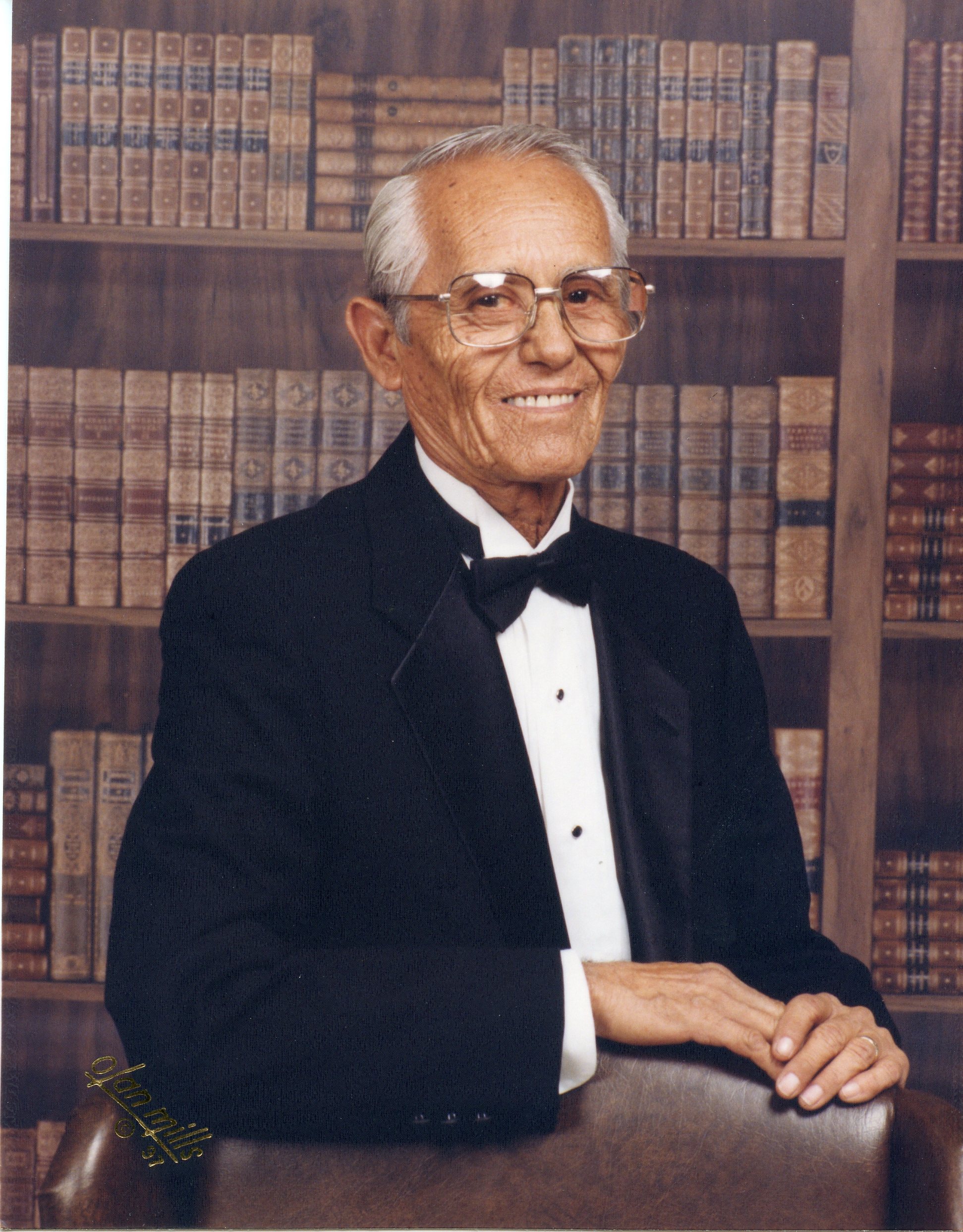 Mr. Agustin Dovalina, Jr. | Fred Dickey Funeral & Cremation Services